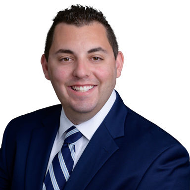 Ryan Lutes | Bios | T. Rowe Price